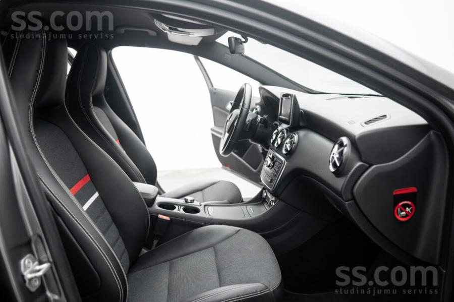 Pelēks Mercedes-Benz A 180 2013 Tallina, ar dzinēja tilpumu 1.50 L un nobraukumu 111 tūkst. km par 10699 €, foto 11 vietnē AUTOMOTO.COM.LV