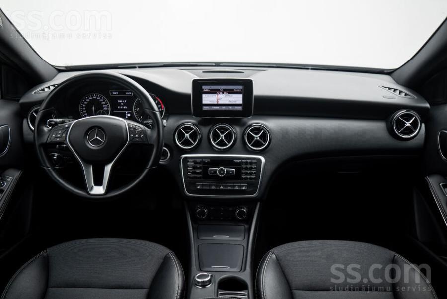 Pelēks Mercedes-Benz A 180 2013 Tallina, ar dzinēja tilpumu 1.50 L un nobraukumu 111 tūkst. km par 10699 €, foto 13 vietnē AUTOMOTO.COM.LV