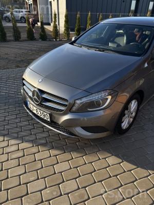 Pelēks Mercedes-Benz A 180 2013 Rīga, ar dzinēja tilpumu 1.50 L un nobraukumu 207 tūkst. km par 5900 €, foto 3 vietnē AUTOMOTO.COM.LV