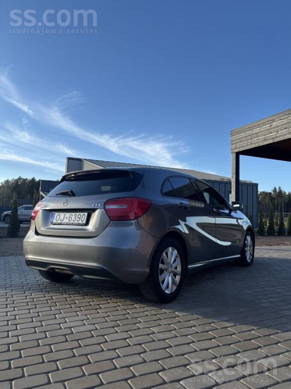 Grey Mercedes-Benz A 180 2013 in Riga, with an engine capacity of 1.50 L and mileage of 207 thousand km for 5900 €, photo 7 on AUTOMOTO.COM.LV
