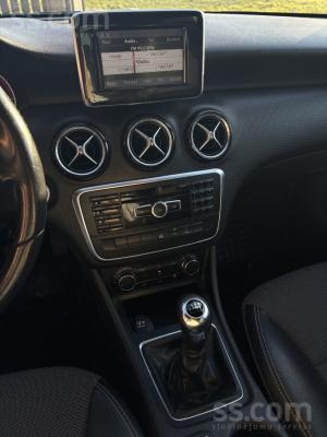 Pelēks Mercedes-Benz A 180 2013 Rīga, ar dzinēja tilpumu 1.50 L un nobraukumu 207 tūkst. km par 5900 €, foto 14 vietnē AUTOMOTO.COM.LV
