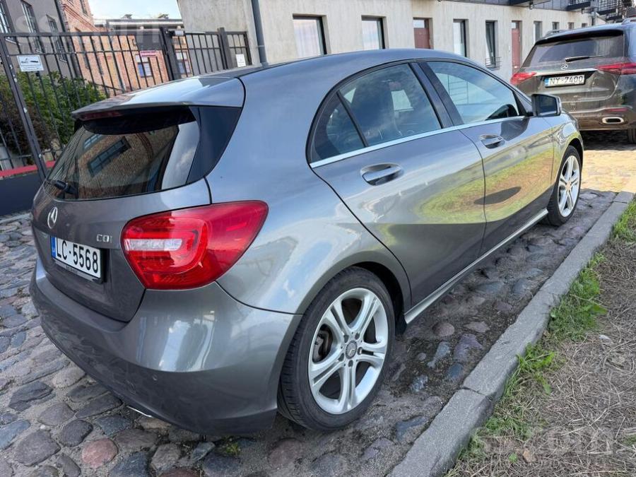 Pelēks Mercedes-Benz A 180 2013 Rīga, ar dzinēja tilpumu 1.80 L un nobraukumu 251 tūkst. km par 8400 €, foto 3 vietnē AUTOMOTO.COM.LV