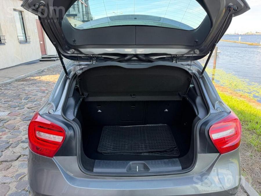 Pelēks Mercedes-Benz A 180 2013 Rīga, ar dzinēja tilpumu 1.80 L un nobraukumu 251 tūkst. km par 8400 €, foto 7 vietnē AUTOMOTO.COM.LV