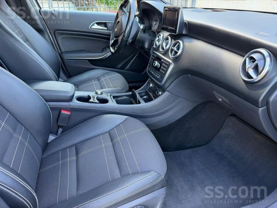 Pelēks Mercedes-Benz A 180 2013 Rīga, ar dzinēja tilpumu 1.80 L un nobraukumu 251 tūkst. km par 8400 €, foto 9 vietnē AUTOMOTO.COM.LV