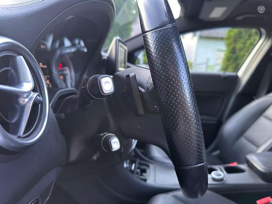 Grey Mercedes-Benz A 180 2013 in Nemencine, with an engine capacity of 1.80 L and mileage of 272 thousand km for 7200 €, photo 18 on AUTOMOTO.COM.LV