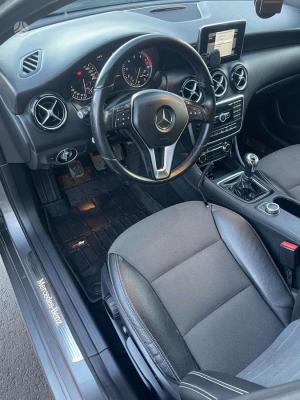 Pelēks Mercedes-Benz A 180 2013 Viļņa, ar dzinēja tilpumu 1.60 L un nobraukumu 257 tūkst. km par 6000 €, foto 7 vietnē AUTOMOTO.COM.LV