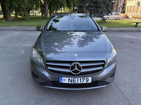 Grey Mercedes-Benz A 180 2014 in Kelme, with an engine capacity of 1.50 L and mileage of 321 thousand km for 7650 €, photo 2 on AUTOMOTO.COM.LV