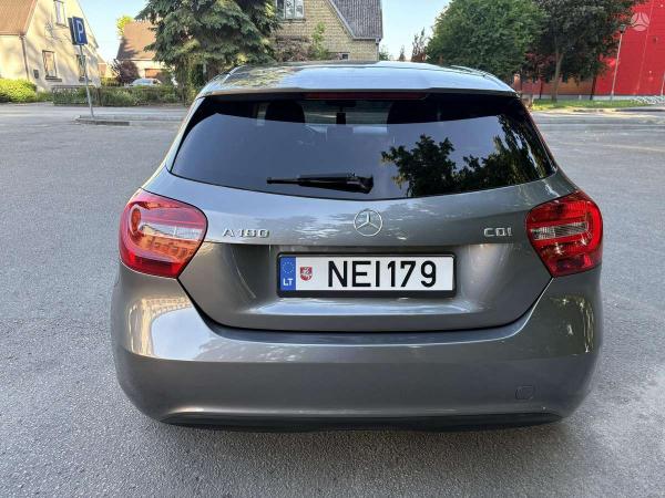 Grey Mercedes-Benz A 180 2014 in Kelme, with an engine capacity of 1.50 L and mileage of 321 thousand km for 7650 €, photo 6 on AUTOMOTO.COM.LV