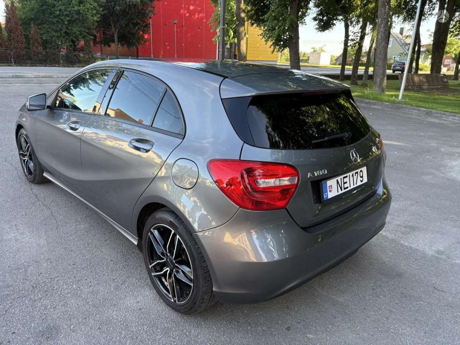 Grey Mercedes-Benz A 180 2014 in Kelme, with an engine capacity of 1.50 L and mileage of 321 thousand km for 7650 €, photo 8 on AUTOMOTO.COM.LV
