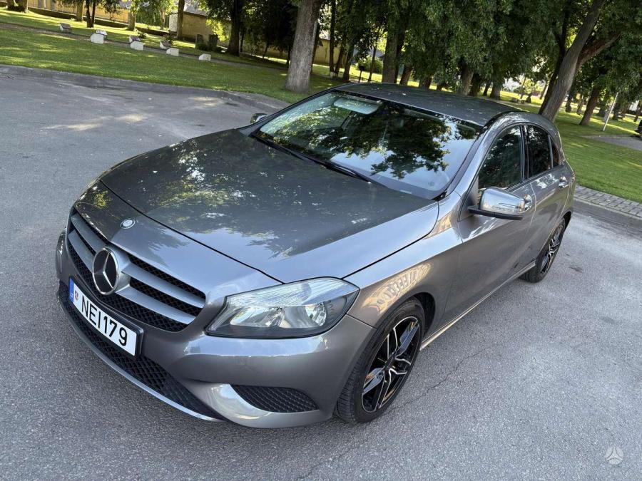 Grey Mercedes-Benz A 180 2014 in Kelme, with an engine capacity of 1.50 L and mileage of 321 thousand km for 7650 €, photo 10 on AUTOMOTO.COM.LV