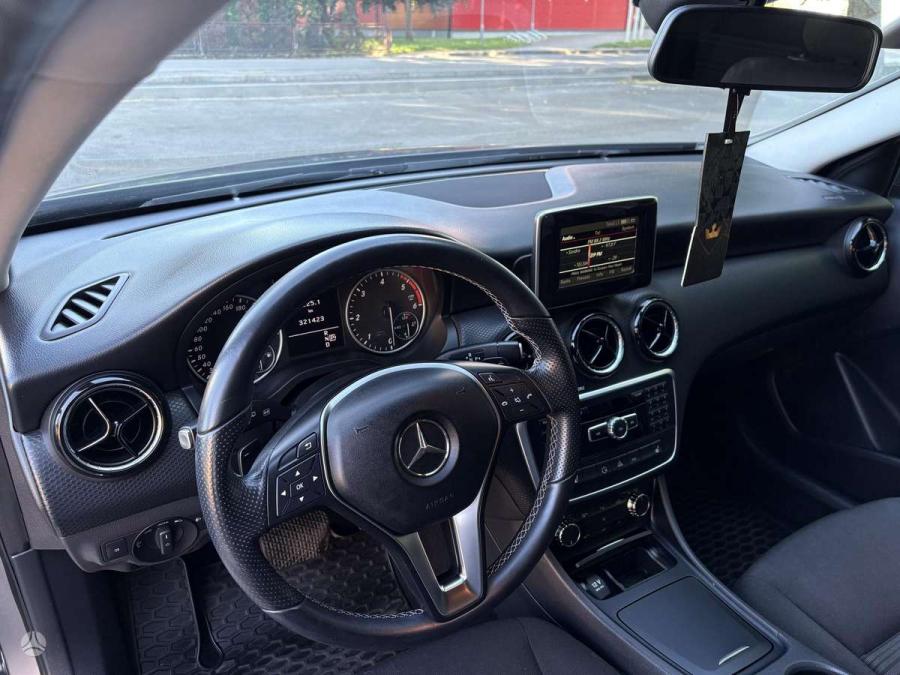 Grey Mercedes-Benz A 180 2014 in Kelme, with an engine capacity of 1.50 L and mileage of 321 thousand km for 7650 €, photo 19 on AUTOMOTO.COM.LV