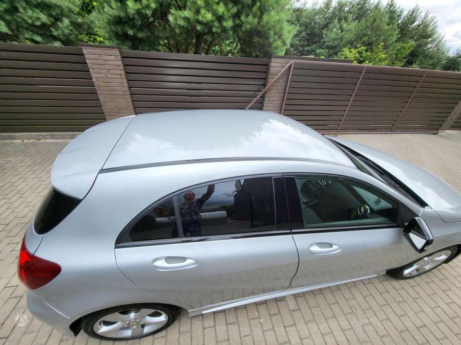 Pelēks Mercedes-Benz A 180 2016 Kauņa, ar dzinēja tilpumu 1.60 L un nobraukumu 103 tūkst. km par 13200 €, foto 12 vietnē AUTOMOTO.COM.LV