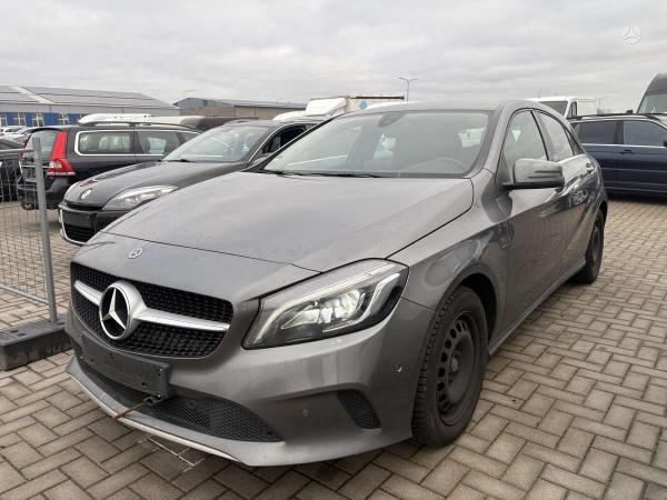 Grey Mercedes-Benz A 180 2017 in Taurage, with an engine capacity of 1.50 L and mileage of 206 thousand km for 6800 €, photo 1 on AUTOMOTO.COM.LV