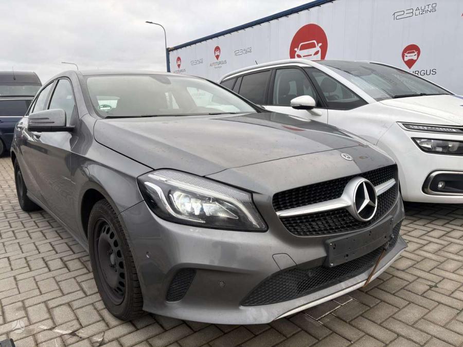 Grey Mercedes-Benz A 180 2017 in Taurage, with an engine capacity of 1.50 L and mileage of 206 thousand km for 6800 €, photo 2 on AUTOMOTO.COM.LV