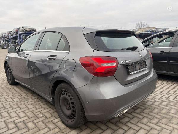 Grey Mercedes-Benz A 180 2017 in Taurage, with an engine capacity of 1.50 L and mileage of 206 thousand km for 6800 €, photo 6 on AUTOMOTO.COM.LV