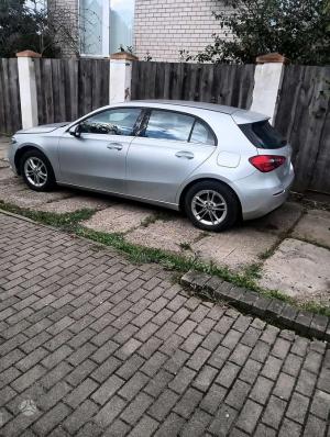 Pelēks Mercedes-Benz A 180 2018 Ukmergė, ar dzinēja tilpumu 1.46 L un nobraukumu 100 tūkst. km par 5750 €, foto 6 vietnē AUTOMOTO.COM.LV