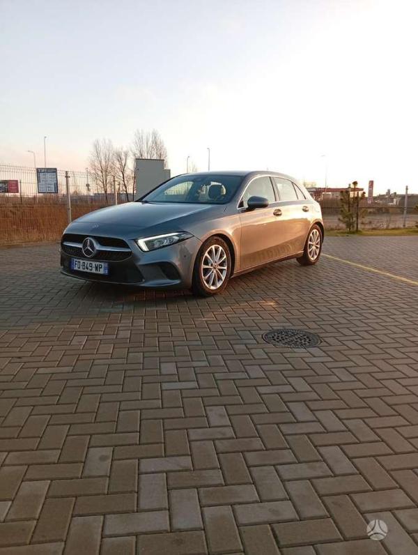 Grey Mercedes-Benz A 180 2019 in Taurage, with an engine capacity of 1.30 L and mileage of 118 thousand km for 12000 €, photo 1 on AUTOMOTO.COM.LV