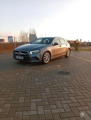 Pelēks Mercedes-Benz A 180 2019 Tauragė, ar dzinēja tilpumu 1.30 L un nobraukumu 118 tūkst. km par 12000 €, foto  vietnē AUTOMOTO.COM.LV
