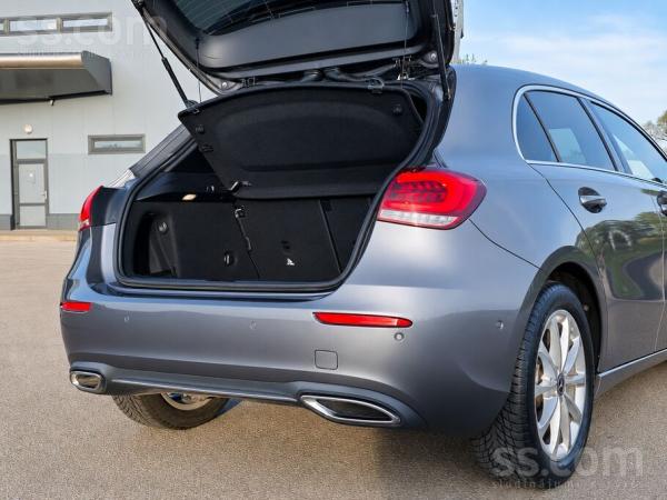 Pelēks Mercedes-Benz A 180 2019 Rīga, ar dzinēja tilpumu 1.50 L un nobraukumu 99 tūkst. km par 17990 €, foto 5 vietnē AUTOMOTO.COM.LV
