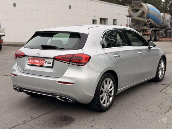 Pelēks Mercedes-Benz A 180 2019 Viļņa, ar dzinēja tilpumu 1.60 L un nobraukumu 93 tūkst. km par 16950 €, foto 6 vietnē AUTOMOTO.COM.LV