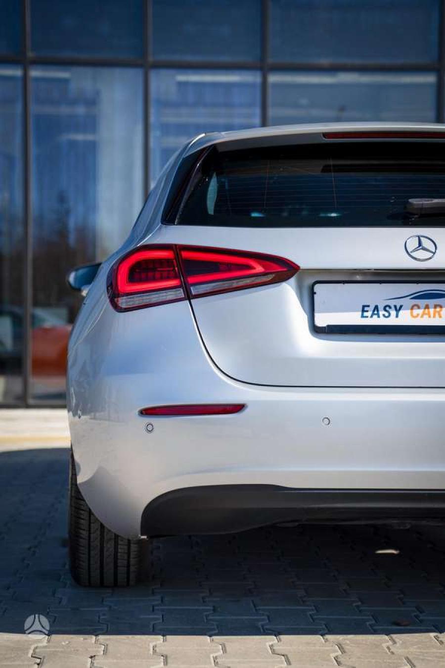 Grey Mercedes-Benz A 180 2019 in Vilnius, with an engine capacity of 1.46 L and mileage of 206 thousand km for 13750 €, photo 15 on AUTOMOTO.COM.LV