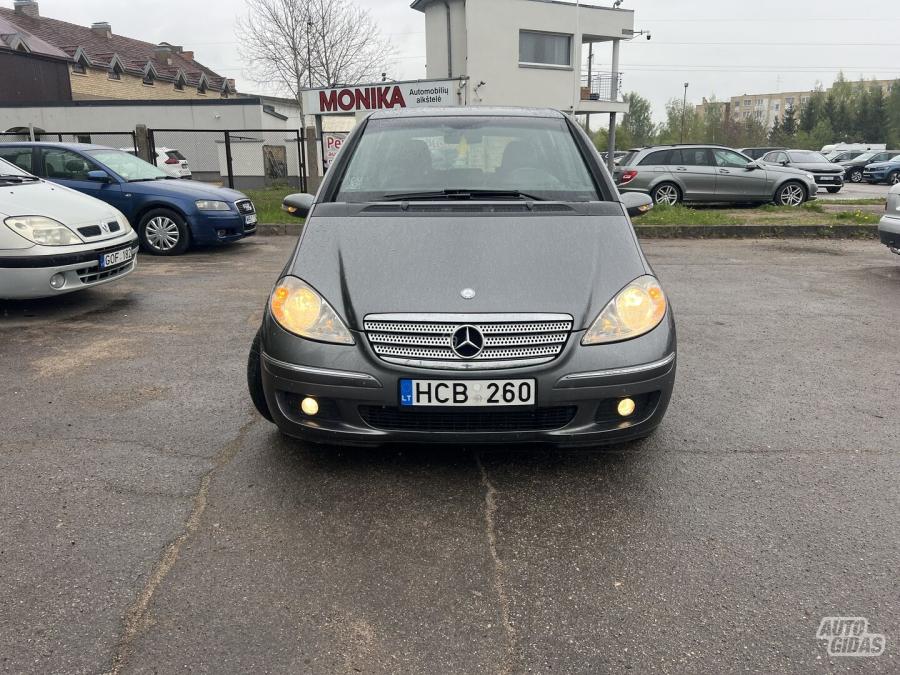 Pelēks Mercedes-Benz A 180 2007 Šauļi, ar dzinēja tilpumu 2.00 L un nobraukumu 323 tūkst. km par 1139 €, foto 3 vietnē AUTOMOTO.COM.LV