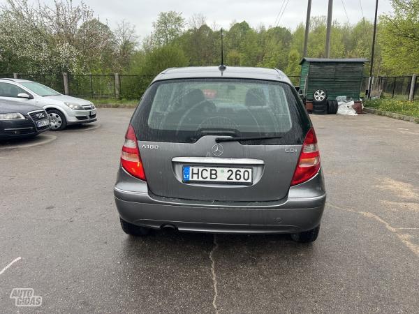 Pelēks Mercedes-Benz A 180 2007 Šauļi, ar dzinēja tilpumu 2.00 L un nobraukumu 323 tūkst. km par 1139 €, foto 5 vietnē AUTOMOTO.COM.LV