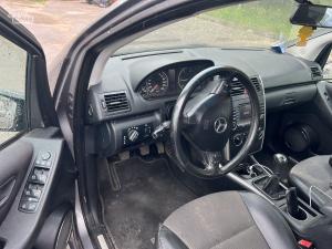 Pelēks Mercedes-Benz A 180 2007 Šauļi, ar dzinēja tilpumu 2.00 L un nobraukumu 323 tūkst. km par 1139 €, foto 14 vietnē AUTOMOTO.COM.LV