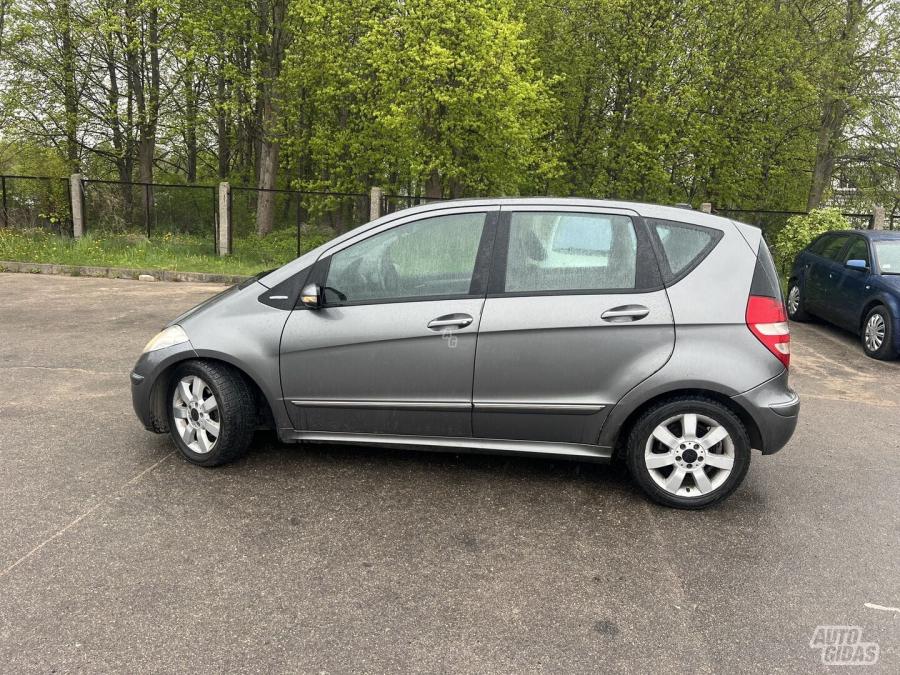 Pelēks Mercedes-Benz A 180 2007 Šauļi, ar dzinēja tilpumu 2.00 L un nobraukumu 323 tūkst. km par 1139 €, foto 9 vietnē AUTOMOTO.COM.LV