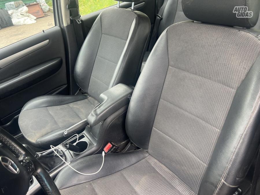 Pelēks Mercedes-Benz A 180 2007 Šauļi, ar dzinēja tilpumu 2.00 L un nobraukumu 323 tūkst. km par 1139 €, foto 15 vietnē AUTOMOTO.COM.LV