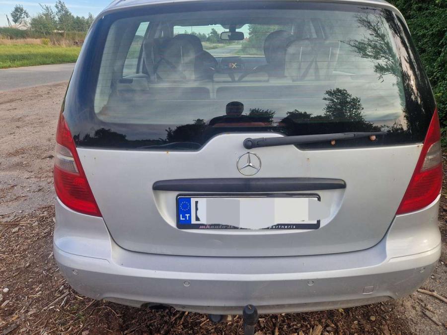 Pelēks Mercedes-Benz A 180 2009 Viļņa, ar dzinēja tilpumu 1.99 L un nobraukumu 224 tūkst. km par 999 €, foto 5 vietnē AUTOMOTO.COM.LV