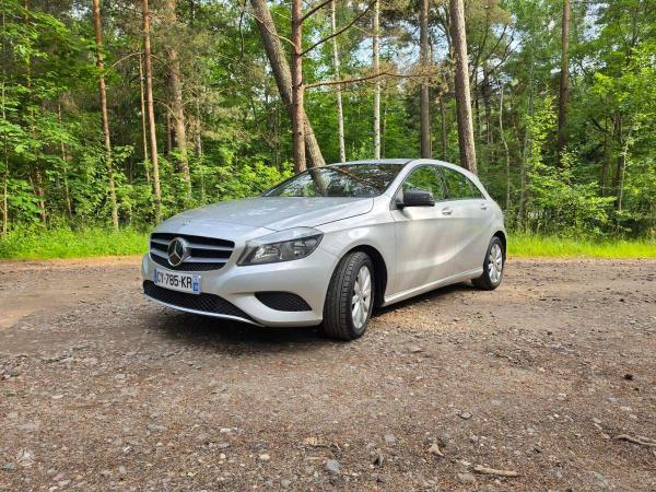 Grey Mercedes-Benz A 180 2013 in Klaipeda, with an engine capacity of 1.80 L and mileage of 293 thousand km for 6500 €, photo 1 on AUTOMOTO.COM.LV