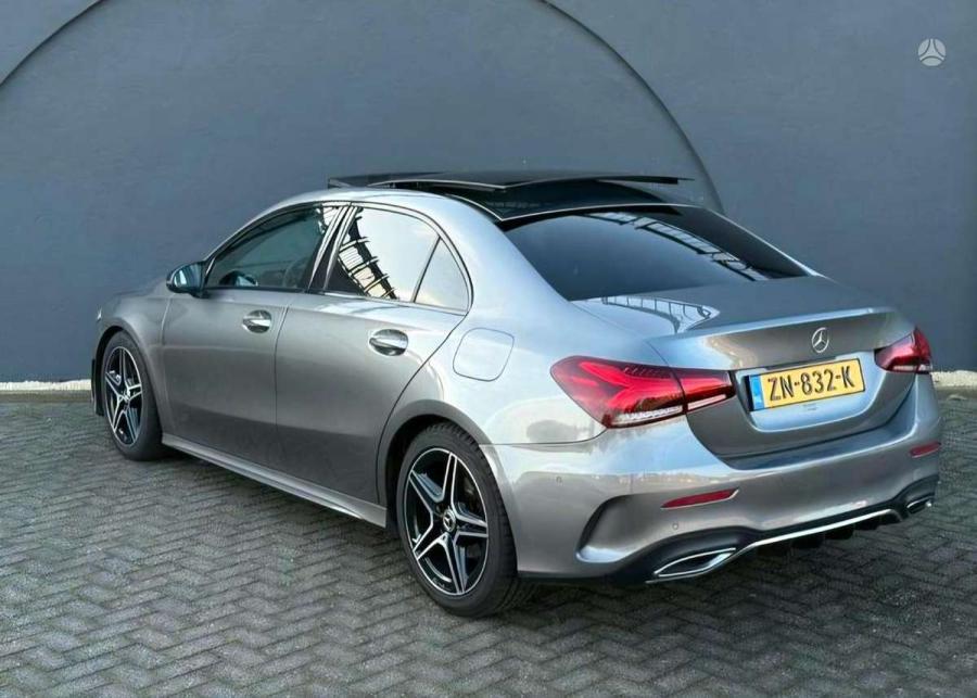Grey Mercedes-Benz A 180 2019 in Vilnius, with an engine capacity of 1.46 L and mileage of 234 thousand km for 17750 €, photo 2 on AUTOMOTO.COM.LV