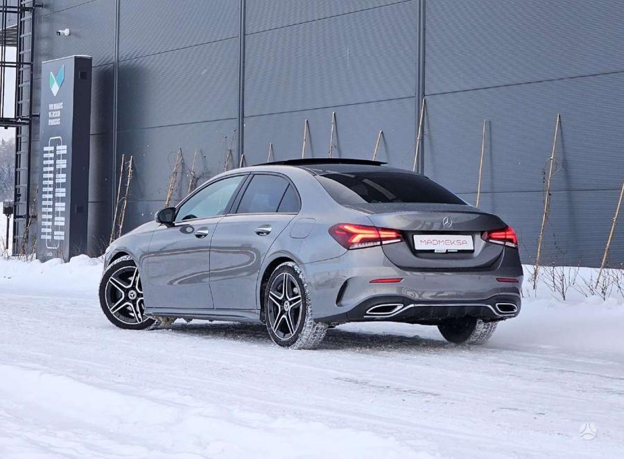 Pelēks Mercedes-Benz A 180 2019 Viļņa, ar dzinēja tilpumu 1.46 L un nobraukumu 238 tūkst. km par 17750 €, foto 2 vietnē AUTOMOTO.COM.LV