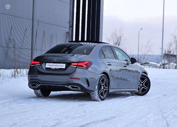 Grey Mercedes-Benz A 180 2019 in Vilnius, with an engine capacity of 1.46 L and mileage of 238 thousand km for 17750 €, photo 5 on AUTOMOTO.COM.LV