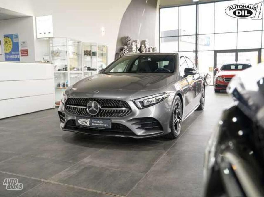 Grey Mercedes-Benz A 180 2020 in Kaunas, with an engine capacity of 1.30 L and mileage of 33 thousand km for 29456 €, photo 3 on AUTOMOTO.COM.LV