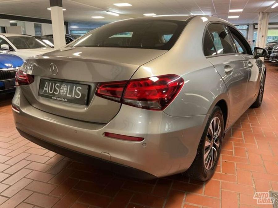 Pelēks Mercedes-Benz A 180 2020 Kauņa, ar dzinēja tilpumu 2.00 L un nobraukumu 87 tūkst. km par 21478 €, foto 8 vietnē AUTOMOTO.COM.LV