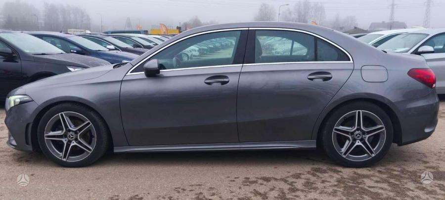 Grey Mercedes-Benz A 180 2020 in Kaunas, with an engine capacity of 1.46 L and mileage of 96 thousand km for 22869 €, photo 5 on AUTOMOTO.COM.LV