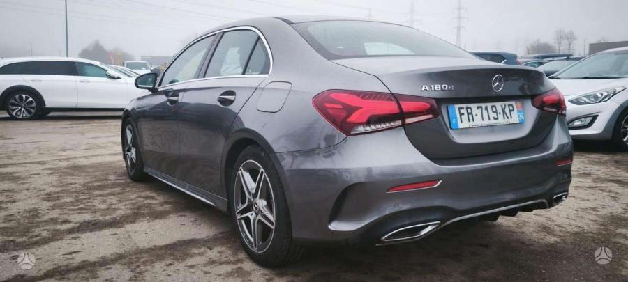 Grey Mercedes-Benz A 180 2020 in Kaunas, with an engine capacity of 1.46 L and mileage of 96 thousand km for 22869 €, photo 9 on AUTOMOTO.COM.LV