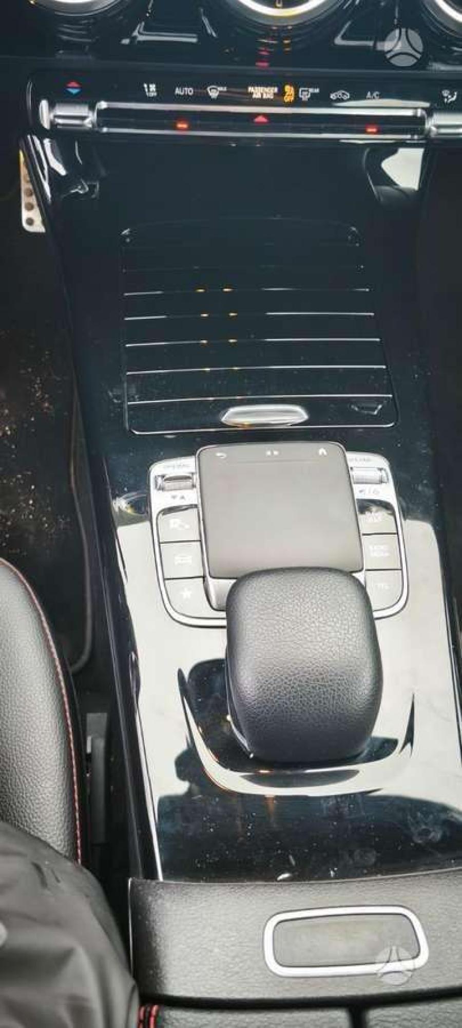 Grey Mercedes-Benz A 180 2020 in Kaunas, with an engine capacity of 1.46 L and mileage of 96 thousand km for 22869 €, photo 18 on AUTOMOTO.COM.LV