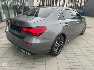 Pelēks Mercedes-Benz A 180 2023 Kauņa, ar dzinēja tilpumu 1.30 L un nobraukumu 199 tūkst. km par 18900 €, foto 4 vietnē AUTOMOTO.COM.LV