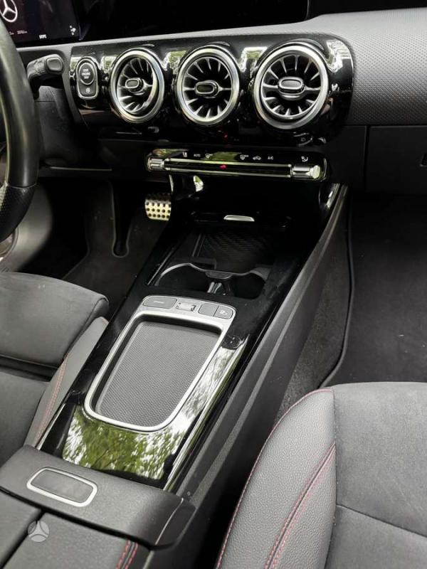 Grey Mercedes-Benz A 180 2024 in Vilnius, with an engine capacity of 1.33 L and mileage of 21 thousand km for 30000 €, photo 10 on AUTOMOTO.COM.LV