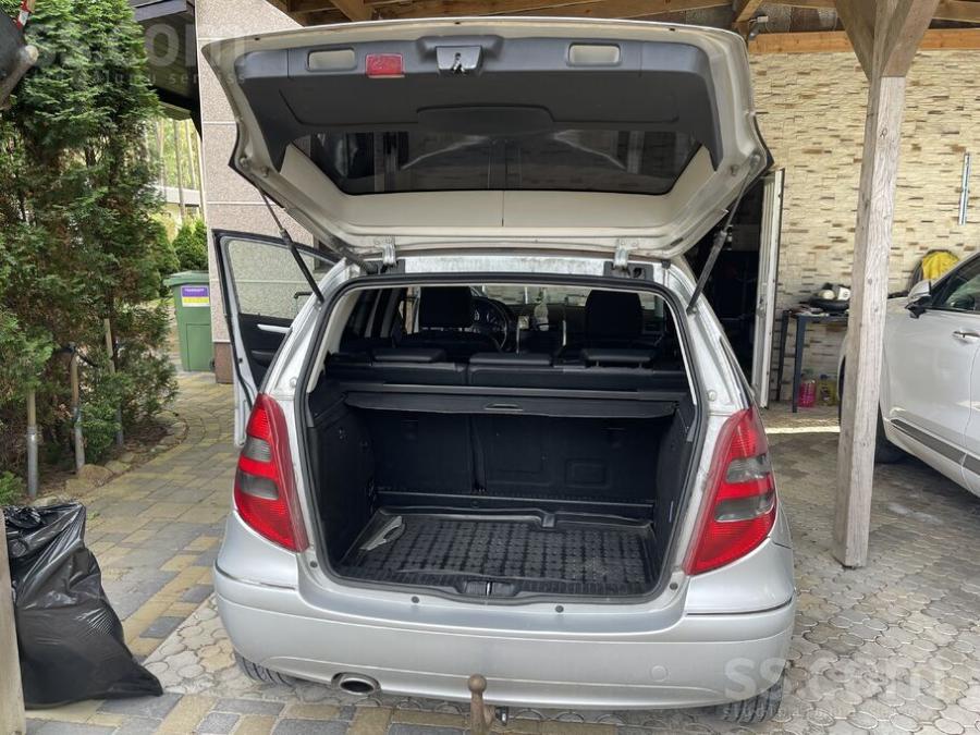 Pelēks Mercedes-Benz A 180 2008 Rīga, ar dzinēja tilpumu 1.80 L un nobraukumu 290 tūkst. km par 3000 €, foto 3 vietnē AUTOMOTO.COM.LV