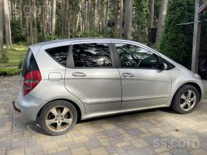 Pelēks Mercedes-Benz A 180 2008 Rīga, ar dzinēja tilpumu 1.80 L un nobraukumu 290 tūkst. km par 3000 €, foto 6 vietnē AUTOMOTO.COM.LV