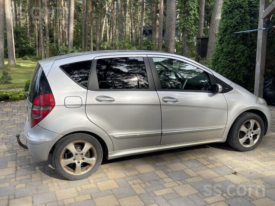 Pelēks Mercedes-Benz A 180 2008 Rīga, ar dzinēja tilpumu 1.80 L un nobraukumu 290 tūkst. km par 3000 €, foto 6 vietnē AUTOMOTO.COM.LV