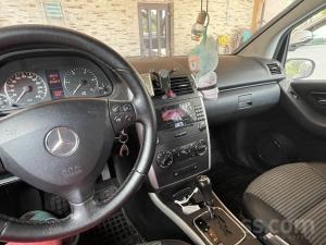 Pelēks Mercedes-Benz A 180 2008 Rīga, ar dzinēja tilpumu 1.80 L un nobraukumu 290 tūkst. km par 3000 €, foto 8 vietnē AUTOMOTO.COM.LV