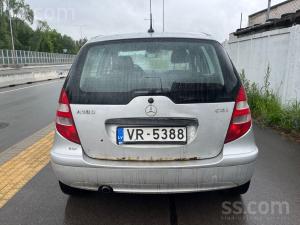 Mercedes-Benz A 180 2004 in Riga, with an engine capacity of 2.00 L and mileage of 180 thousand km for 900 €, photo 4 on AUTOMOTO.COM.LV