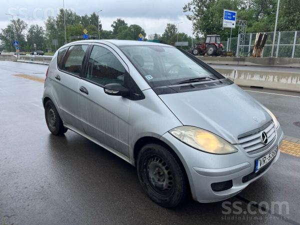 Mercedes-Benz A 180 2004 in Riga, with an engine capacity of 2.00 L and mileage of 180 thousand km for 900 €, photo 7 on AUTOMOTO.COM.LV