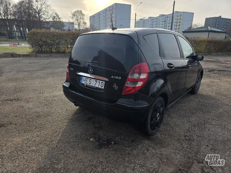 Mercedes-Benz A 180 2004 Kauņa, ar dzinēja tilpumu 1.80 L un nobraukumu 200 tūkst. km par 650 €, foto 4 vietnē AUTOMOTO.COM.LV