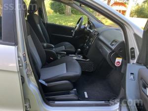Mercedes-Benz A 180 2005 Jelgava, ar dzinēja tilpumu 2.00 L un nobraukumu 318 tūkst. km par 990 €, foto 7 vietnē AUTOMOTO.COM.LV